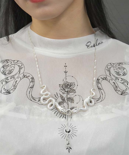 スネークネックレス | POETIQUE | axes femme online shop スネークネックレス | POETIQUE | axes femme online shop