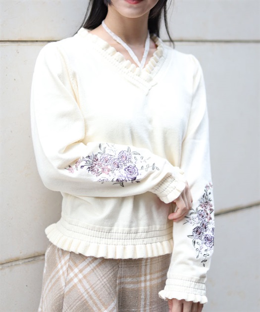フラワー刺繍袖Vネックニット | axes femme | axes femme フラワー刺繍袖Vネックニット | axes femme | axes femme