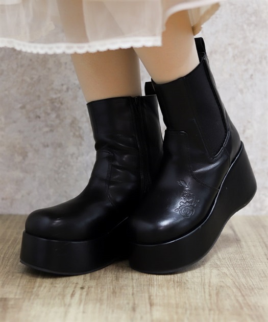 薔薇エンボス厚底ブーツ【WEB限定価格】 | axes femme | axes 薔薇エンボス厚底ブーツ【WEB限定価格】 | axes femme | axes