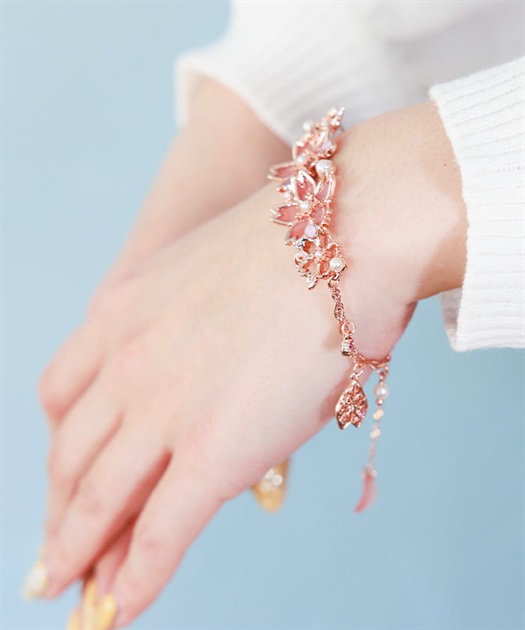 サクラ装飾ブレスレット | axes femme | axes femme online shop サクラ装飾ブレスレット | axes femme | axes femme online shop