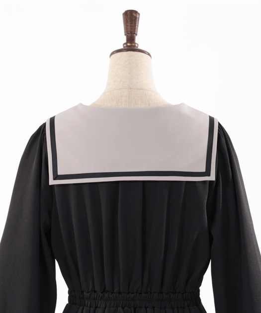 ブローチ付セーラーワンピース | 衣料 | axes femme online shop ブローチ付セーラーワンピース | 衣料 | axes femme online shop