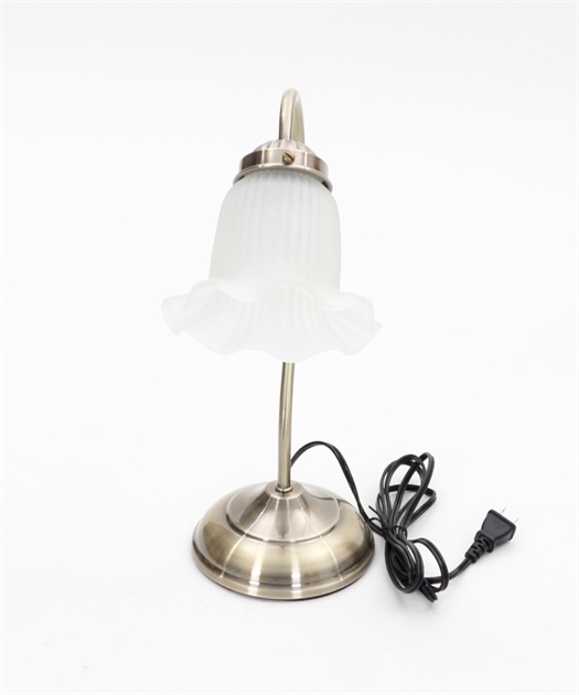 レトロフラワーテーブルランプ | Home | axes femme online shop レトロフラワーテーブルランプ | Home | axes femme online shop